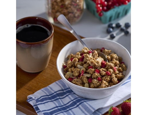 Wellsley Farms Swiss Granola 32 oz