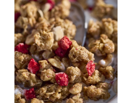 Wellsley Farms Swiss Granola 32 oz